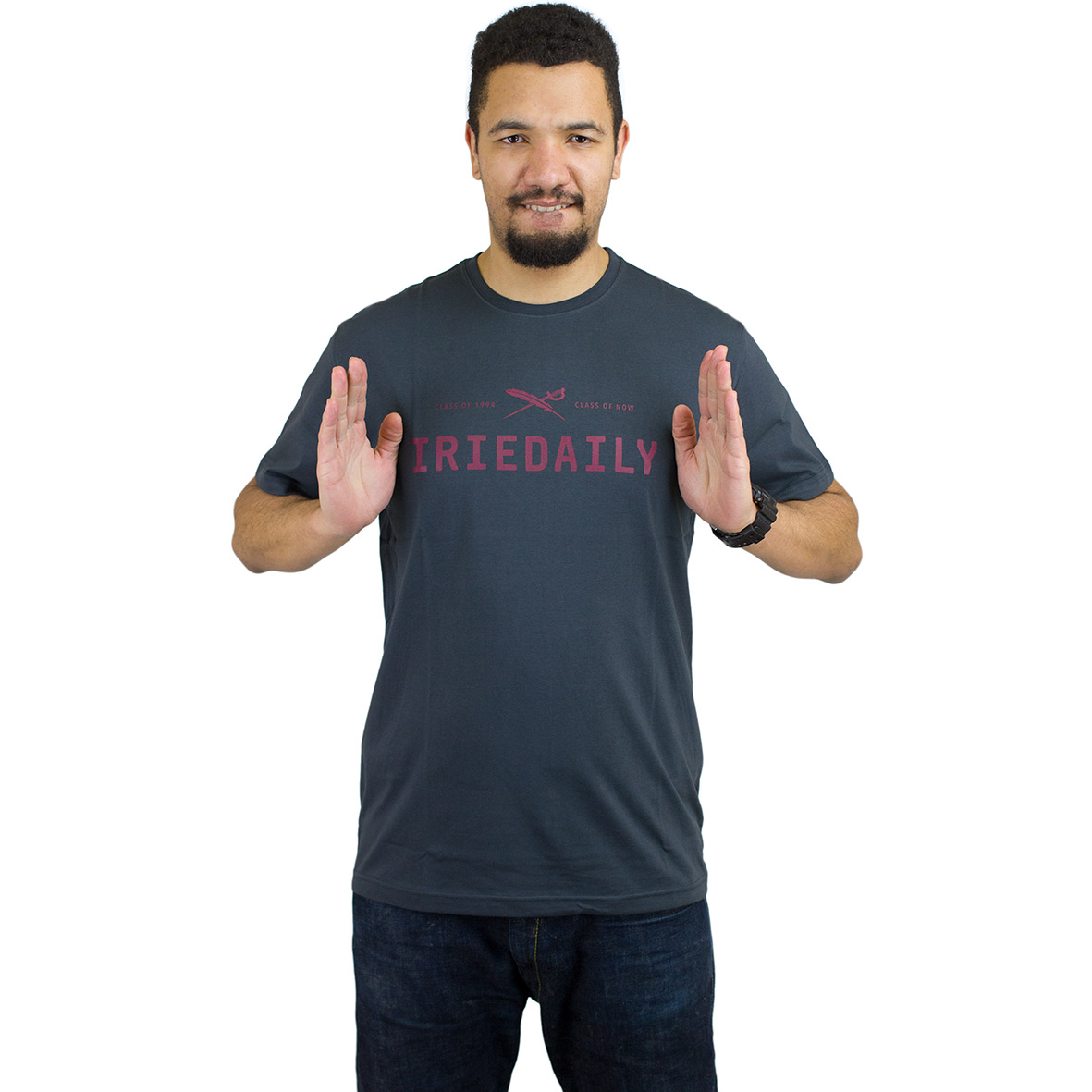 Iriedaily T-Shirt Class 94 Logo coal - hier bestellen!