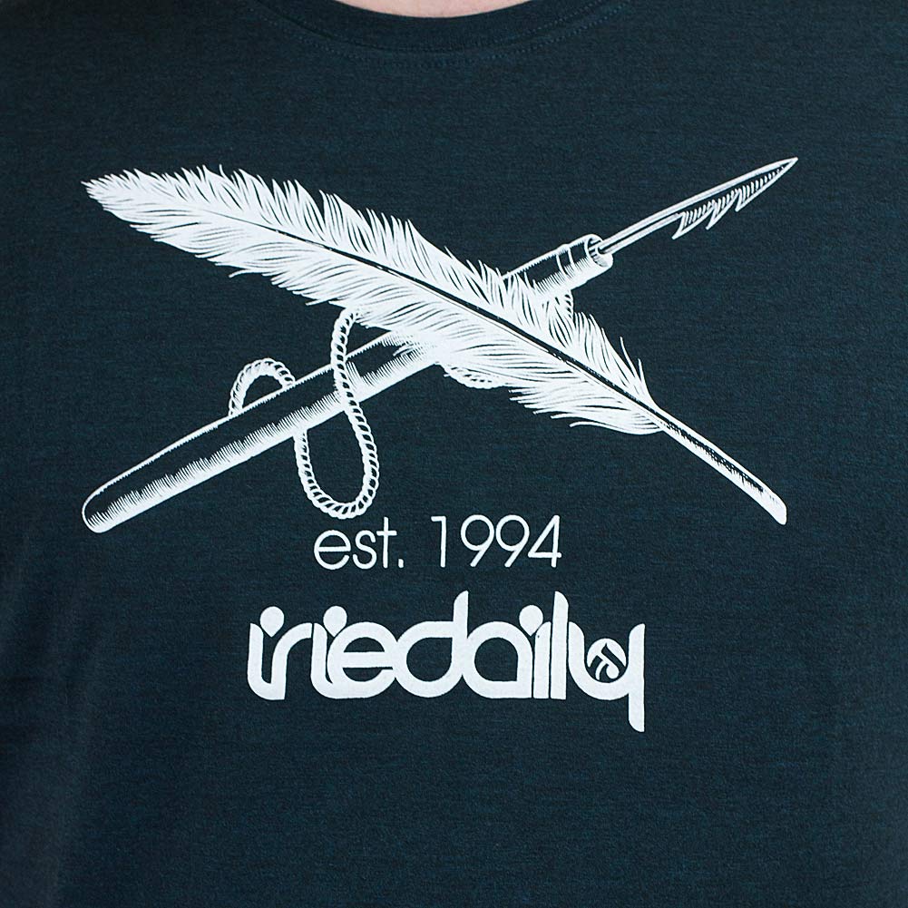 Iriedaily T-Shirt Harpoon Flag deep lake - hier bestellen!