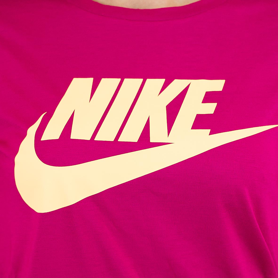 Nike Damen T-Shirt Essential rosa - hier bestellen!
