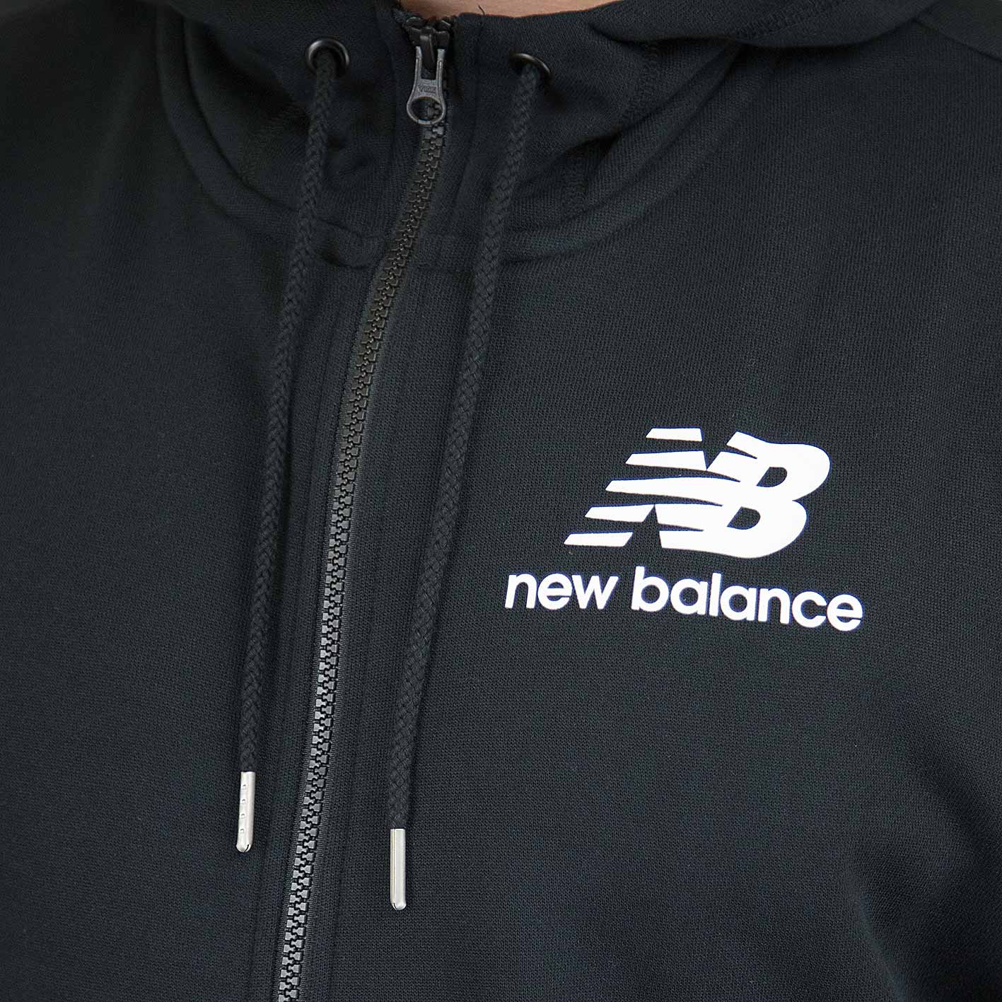 New Balance Zip-Hoody Essentials Brushed Scuba schwarz - hier bestellen!